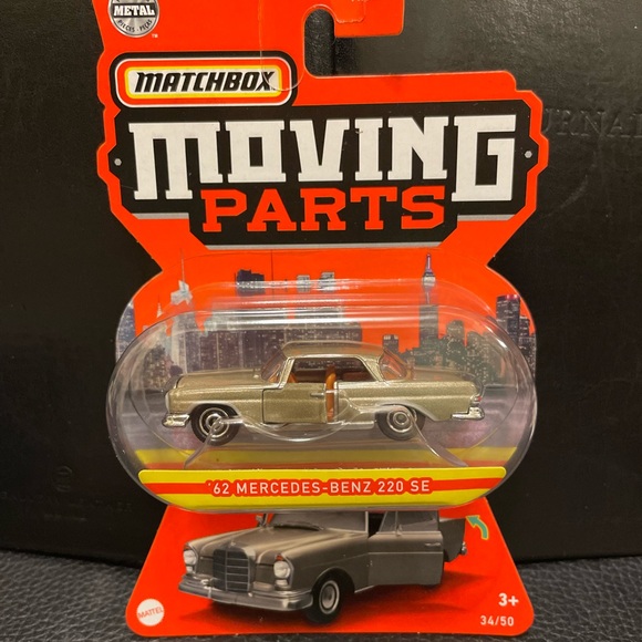 Matchbox Diecast Car Matchbox Mercedes Benz 220 SE Sedan Diecast Car ...